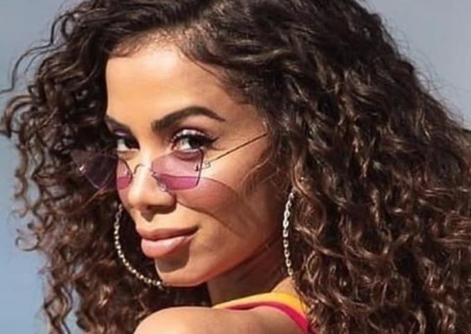 Anitta rebate críticas após divulgar vídeo: 'ficou negra pro clipe ...