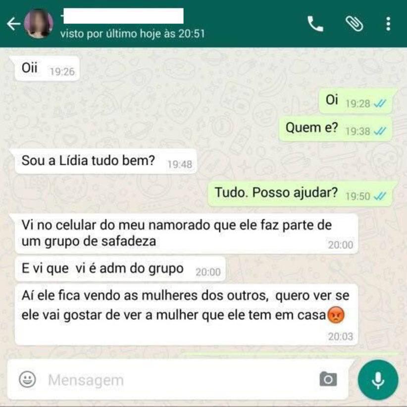 Para Se Vingar Garota Envia Fotos Nua Para Grupo De Whatsapp Do Namorado