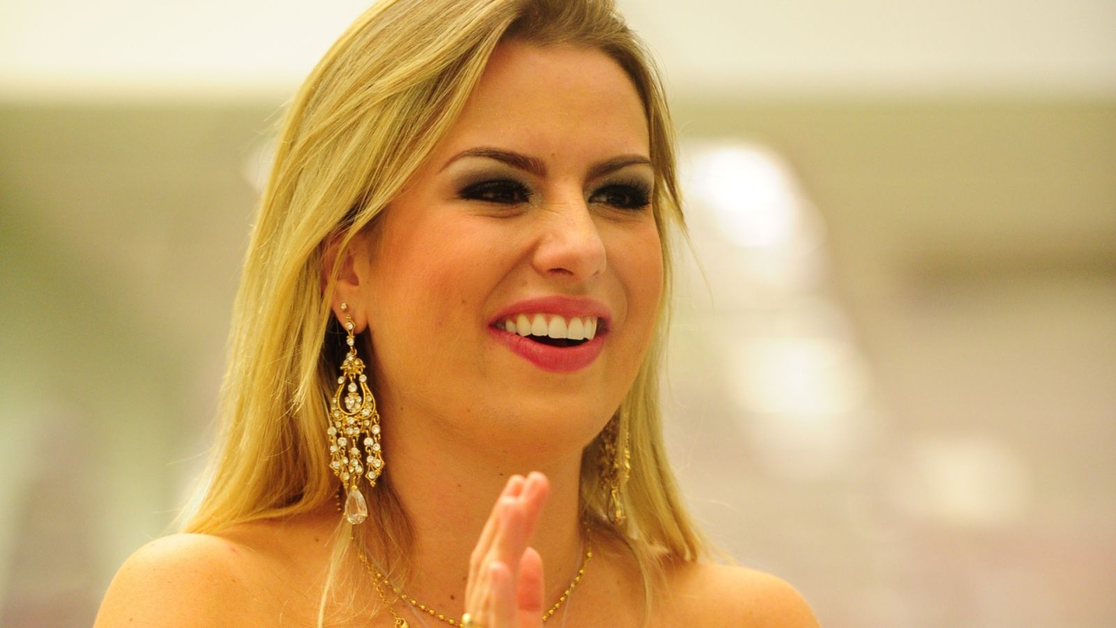 Vencedora do BBB13, Fernanda diz que já tentou ser Panicat