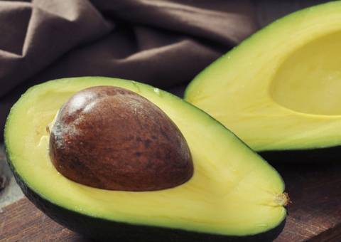 Conheça os benéficos do abacate