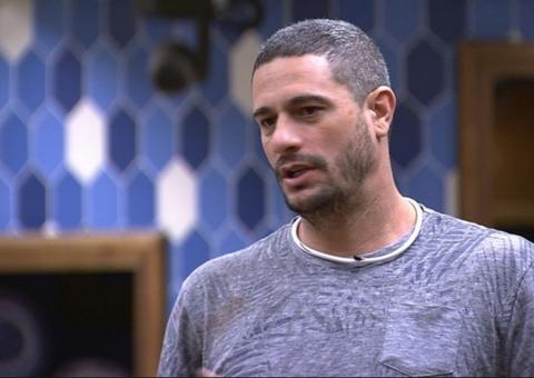 Ex-bbb Daniel Fontes surpreende ao surgir com menos 10kg