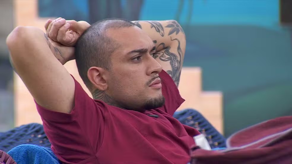 Bin Laden diz que 3 sisters deram 'sinais' de querer ficar com ele